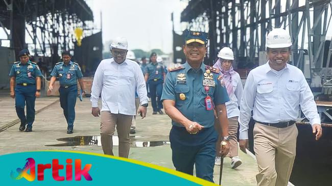 Laksda Denih Hendrata, Wakil Menteri BUMN dan Dirut PT PAL Tinjau ...