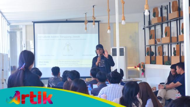 GMNI Surabaya Latih Kader Jadi Jurnalis yang Berani di Era Media Sosial ...